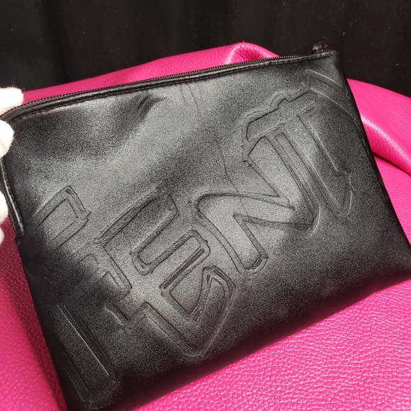 Fenty Beauty | Bags | Fenty Beauty Cosmetics Bag In As New Condition ...